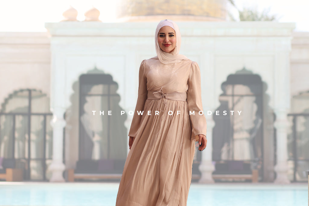 Empowering Women in Professional Settings: The Power of Modest Fashion ...