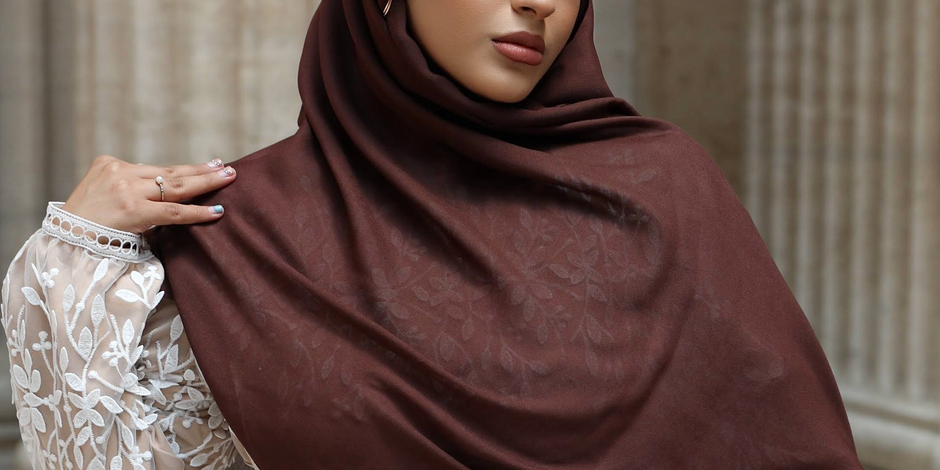 Modest Islamic Clothing, Abayas & Hijabs for Women | Niswa Fashion